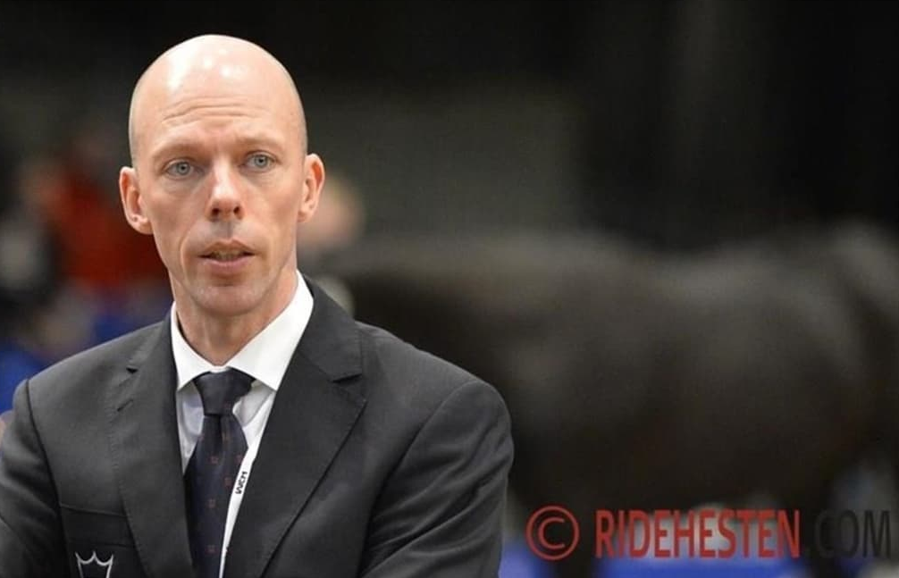 Claus Hansen Stopper I Dansk Varmblods Avlsledelse Claus Hansen Stopper I Dansk Varmblods Avlsledelse
